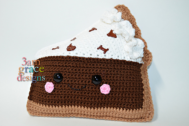 Crochet Roundup - Free Cake & Pie Patterns - 3amgracedesigns