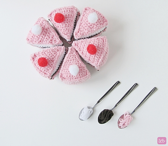 Crochet Roundup - Free Cake & Pie Patterns - 3amgracedesigns